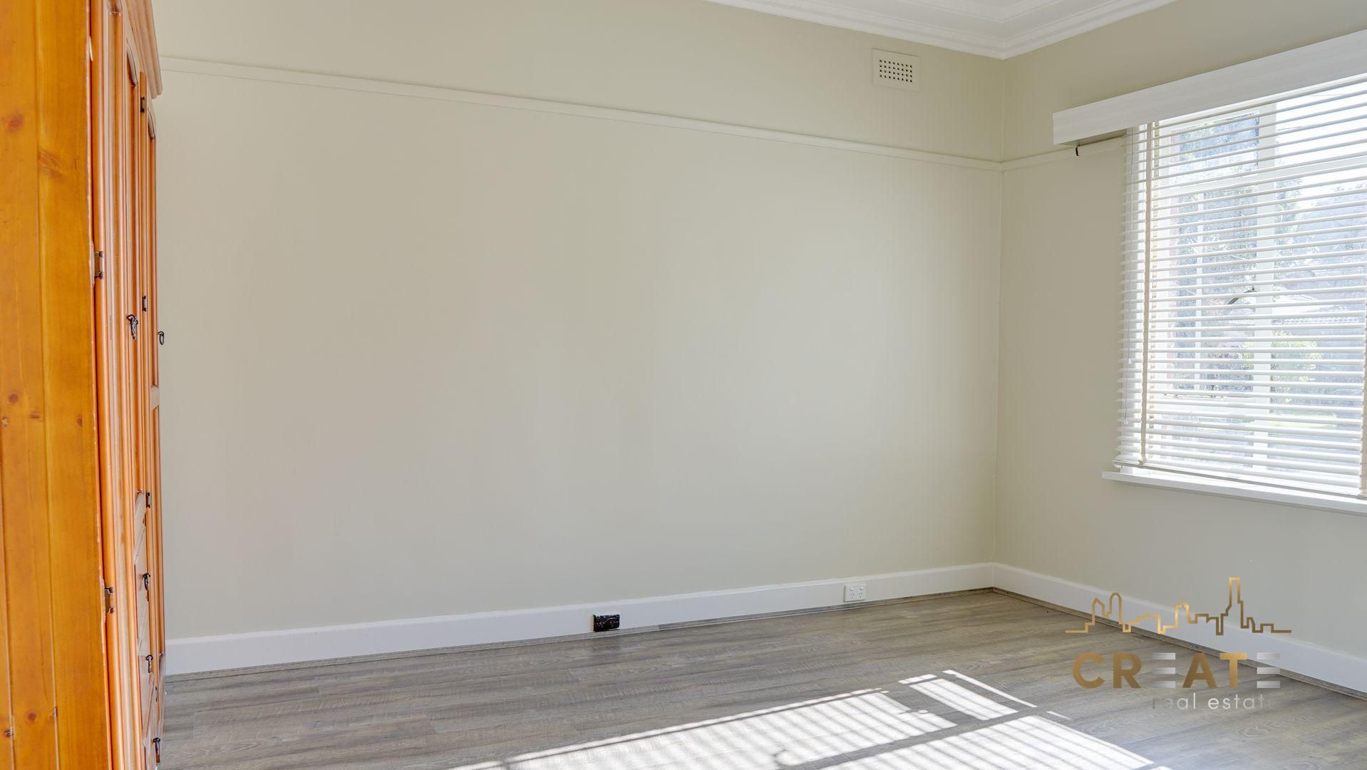 5 Snowden Street, Sunshine VIC 3020 - House For Rent - $500 | Domain