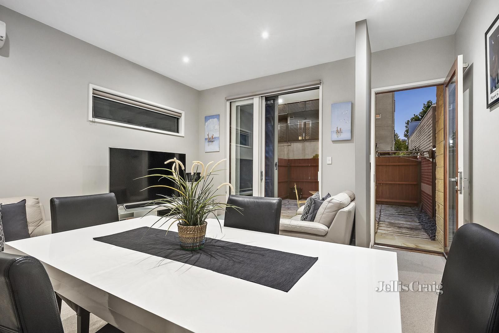 2/17 Winifred Street, Essendon VIC 3040 | Domain