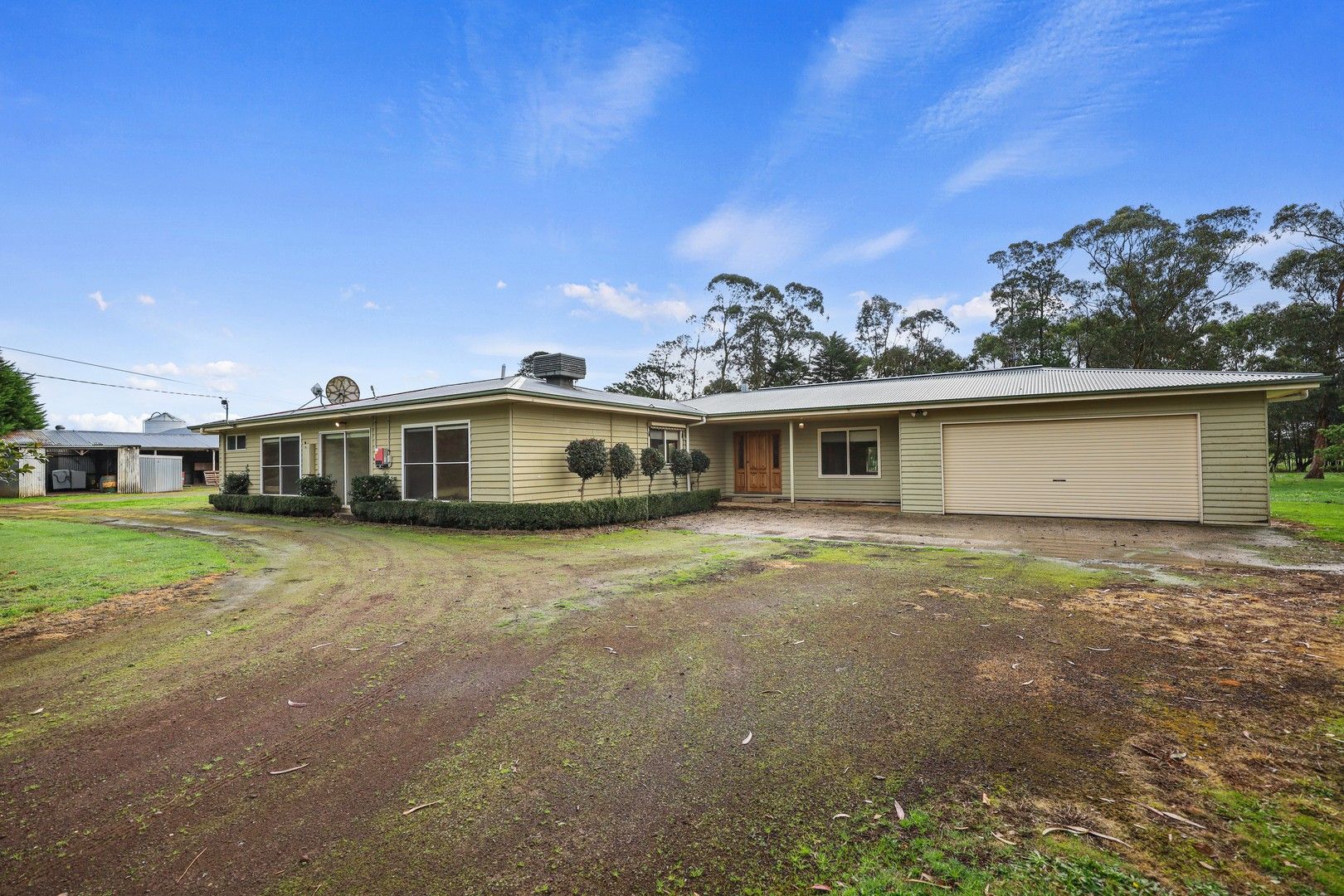 225 Tomahawk Creek Road, Simpson VIC 3266 - House For Rent - $495 | Domain
