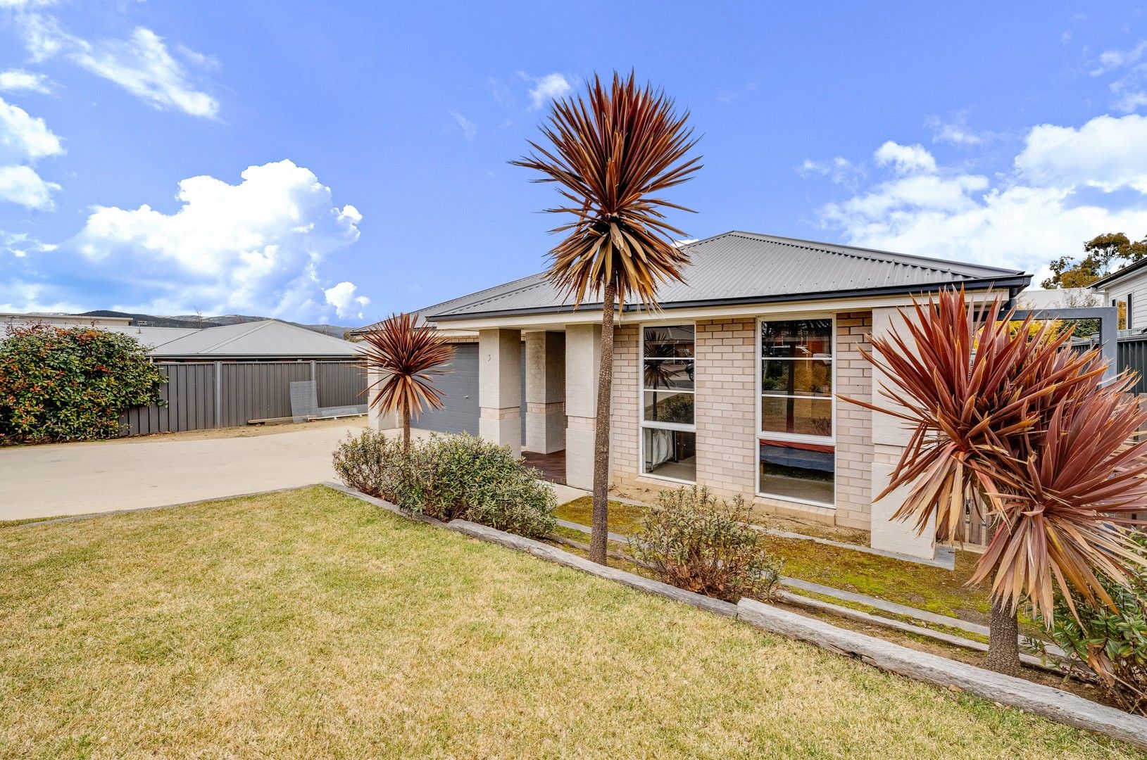 3 Twynam Street, Jindabyne NSW 2627 | Domain