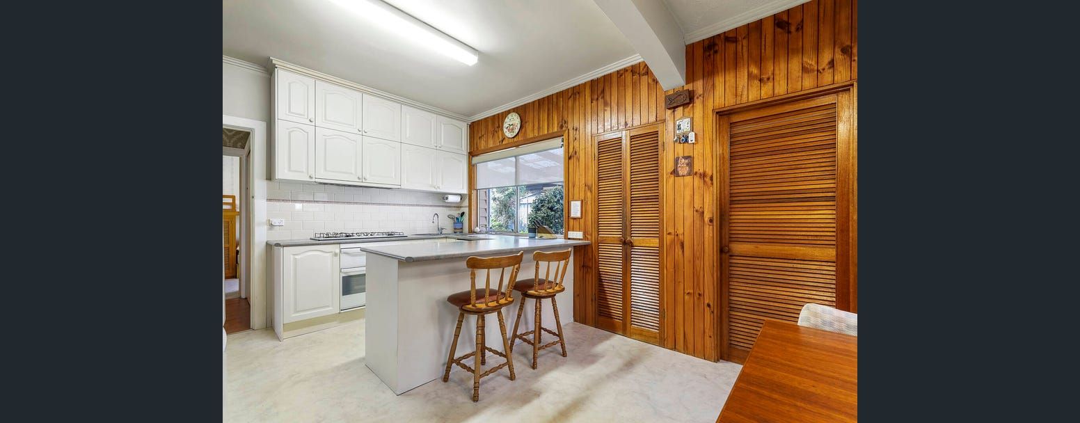 18 Moona Street, Burwood East VIC 3151 - House For Rent - $570 | Domain