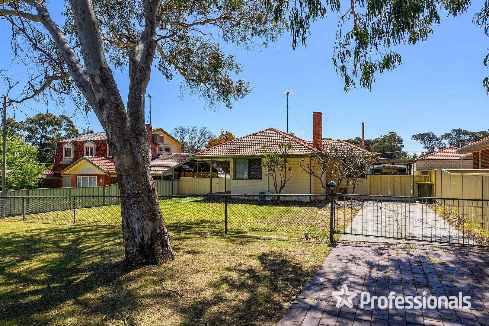 3 Chailey Place, Balga WA 6061 - House For Rent - $520 | Domain