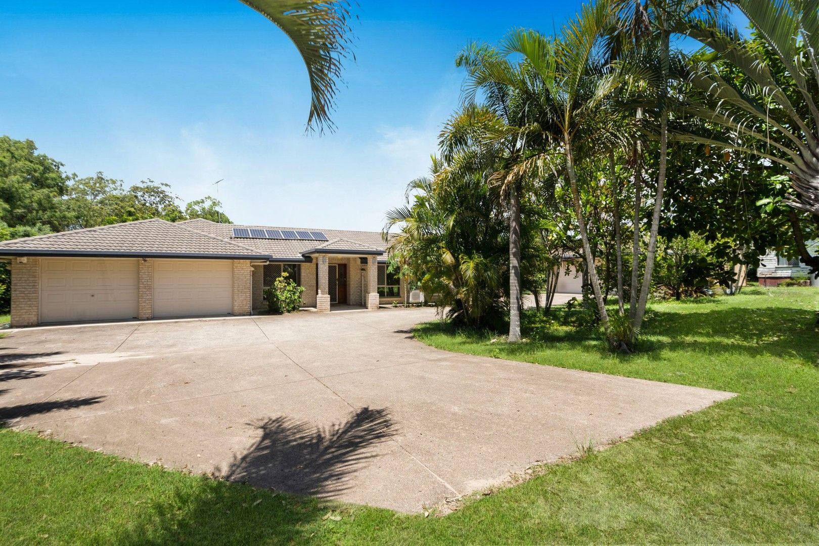 27-33 Park Ridge Road, Park Ridge QLD 4125 - House For Rent | Domain