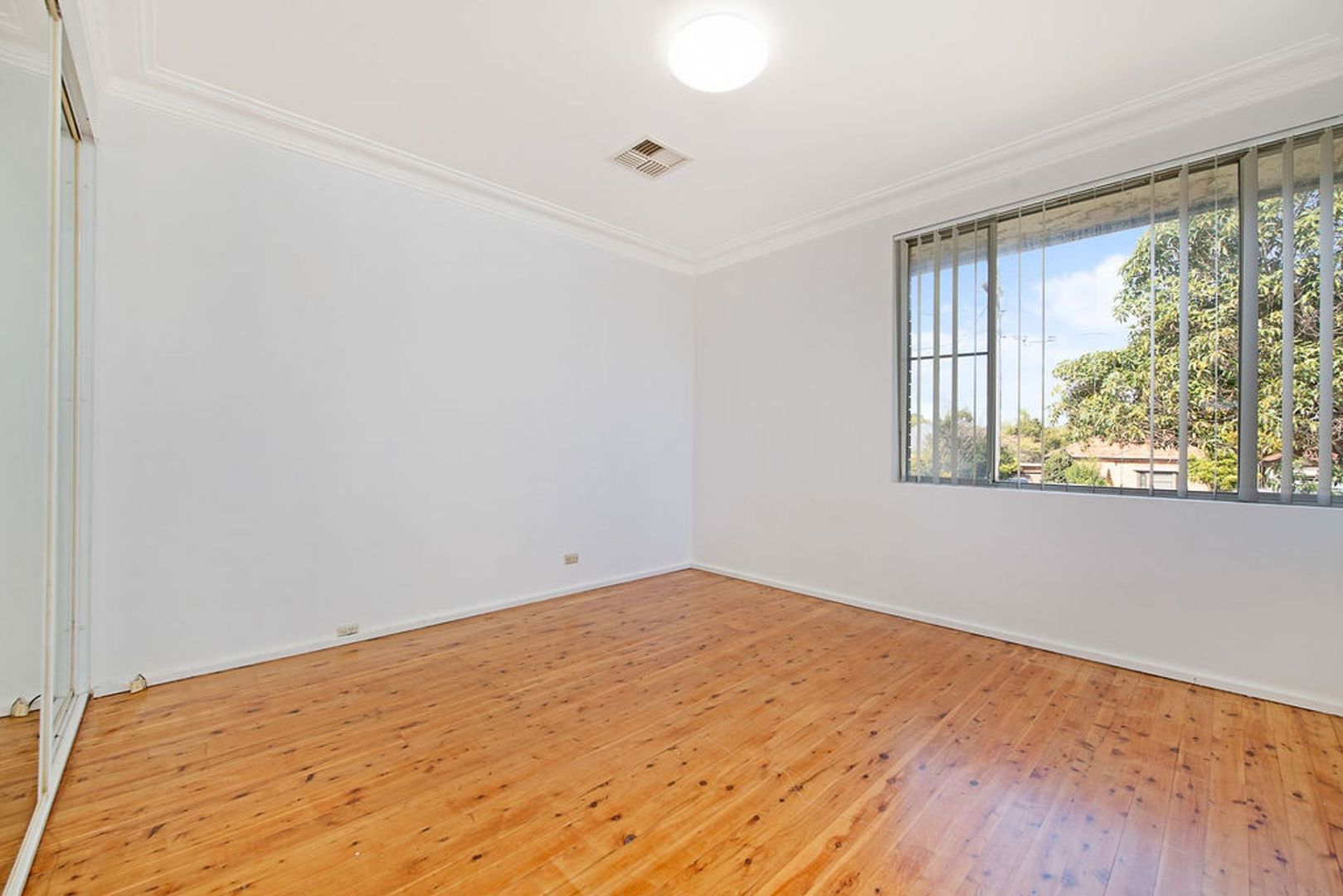168 Tower St, Panania NSW 2213 - House For Rent - $675 | Domain