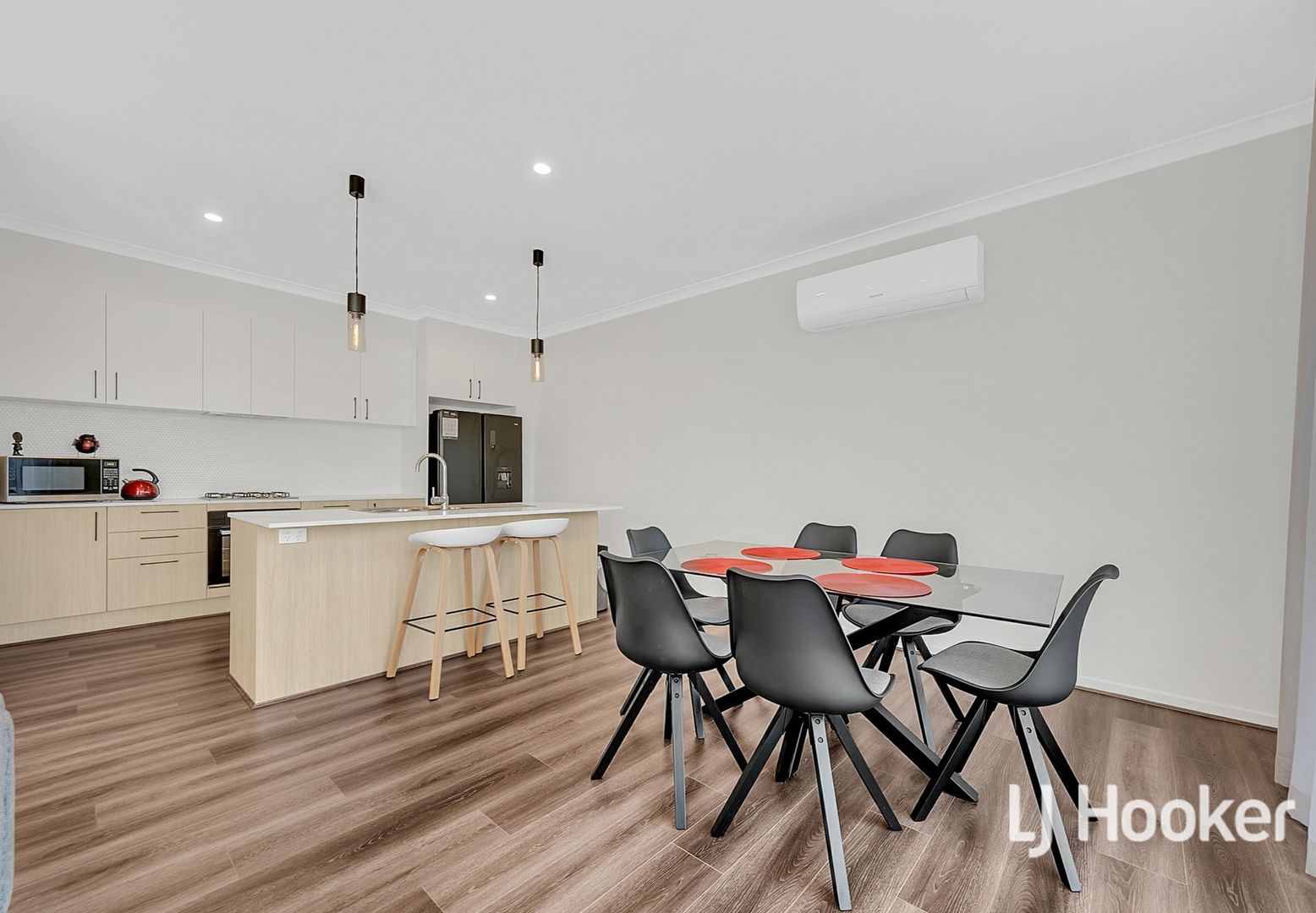 4 Wallflower Terrace, Wallan VIC 3756 | Domain
