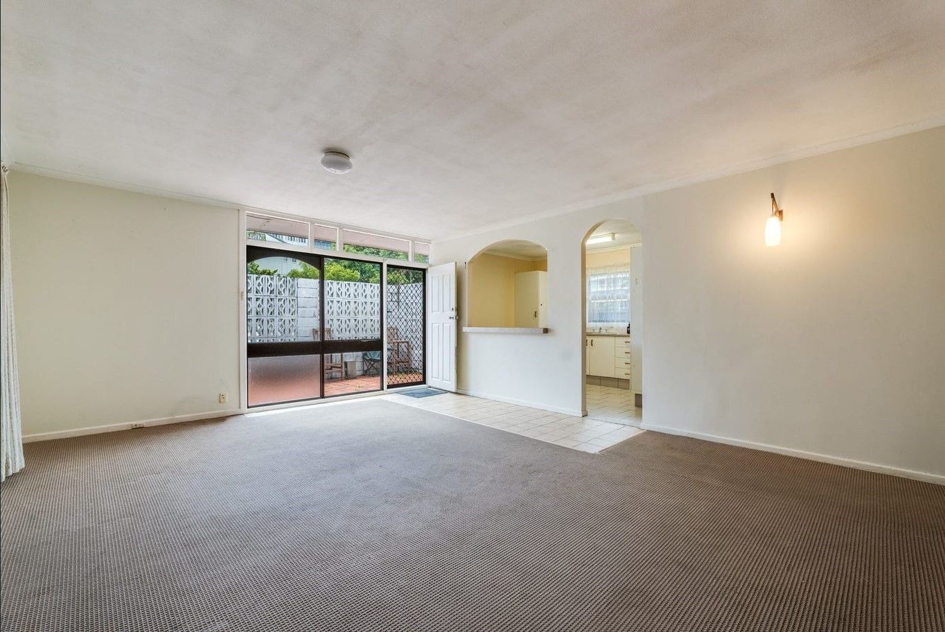 20 Brighton Street, Biggera Waters QLD 4216 - House For Rent | Domain