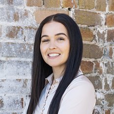 Jess Kinney | Professionals Lithgow | Real Estate Agent in 159 Main ...