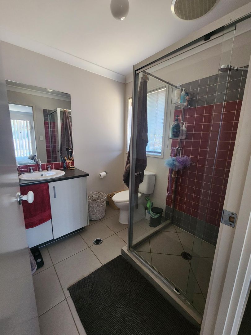 46 Rudken Pde, Elimbah QLD 4516 - House For Rent - $760 | Domain