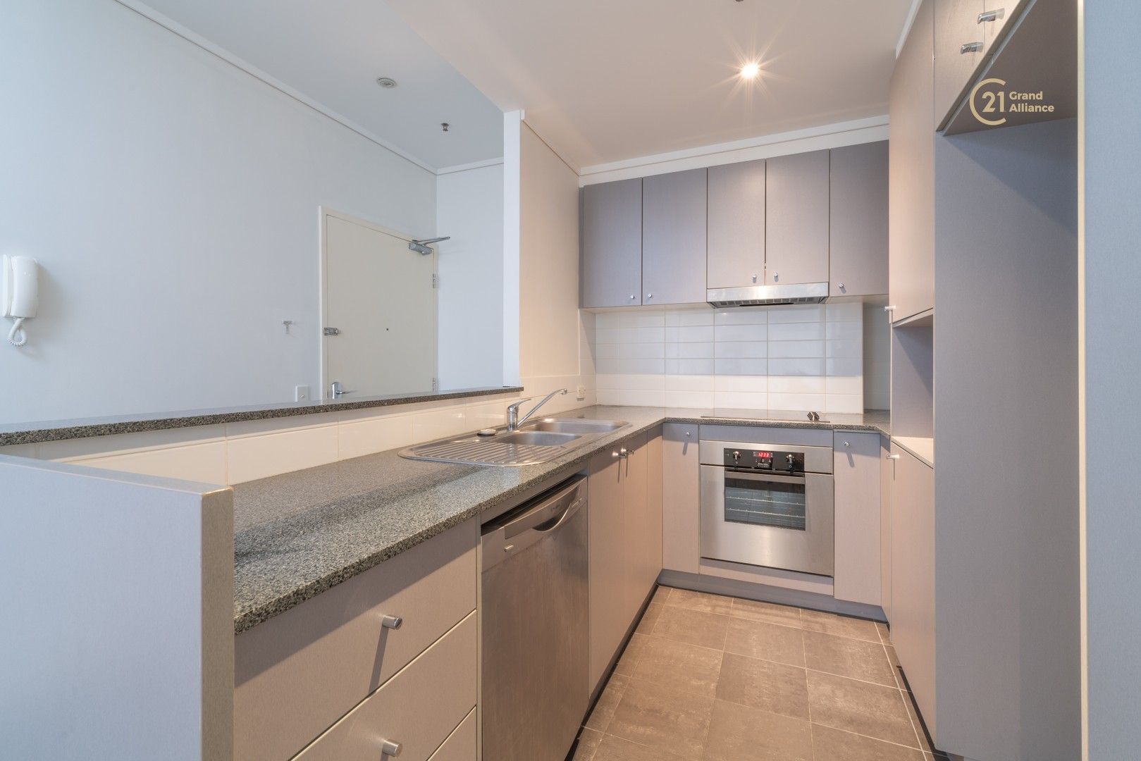 114/138 Barrack Street, Perth WA 6000 - Apartment For Rent - $550 | Domain
