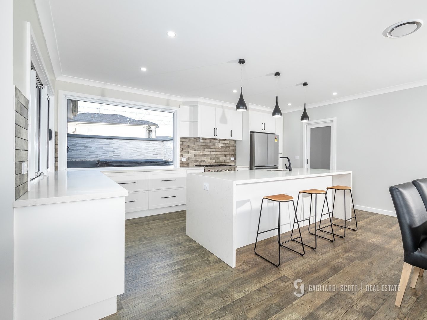 40 Cambridge Drive, Shepparton North VIC 3631 | Domain