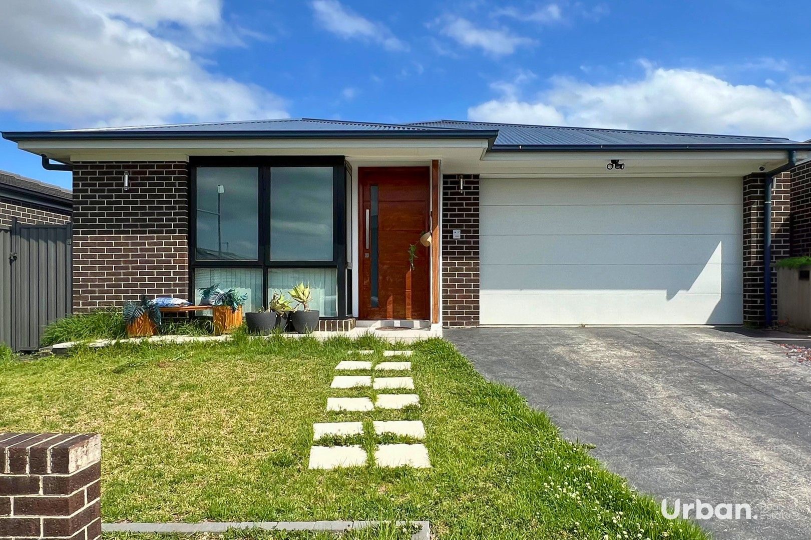 9 Everlasting Street, Denham Court NSW 2565 - House For Rent | Domain