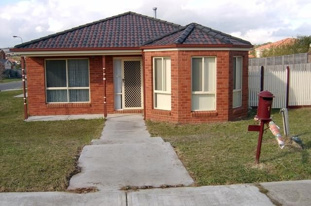 1 Stream Walk, Hallam | Property History & Address Research | Domain