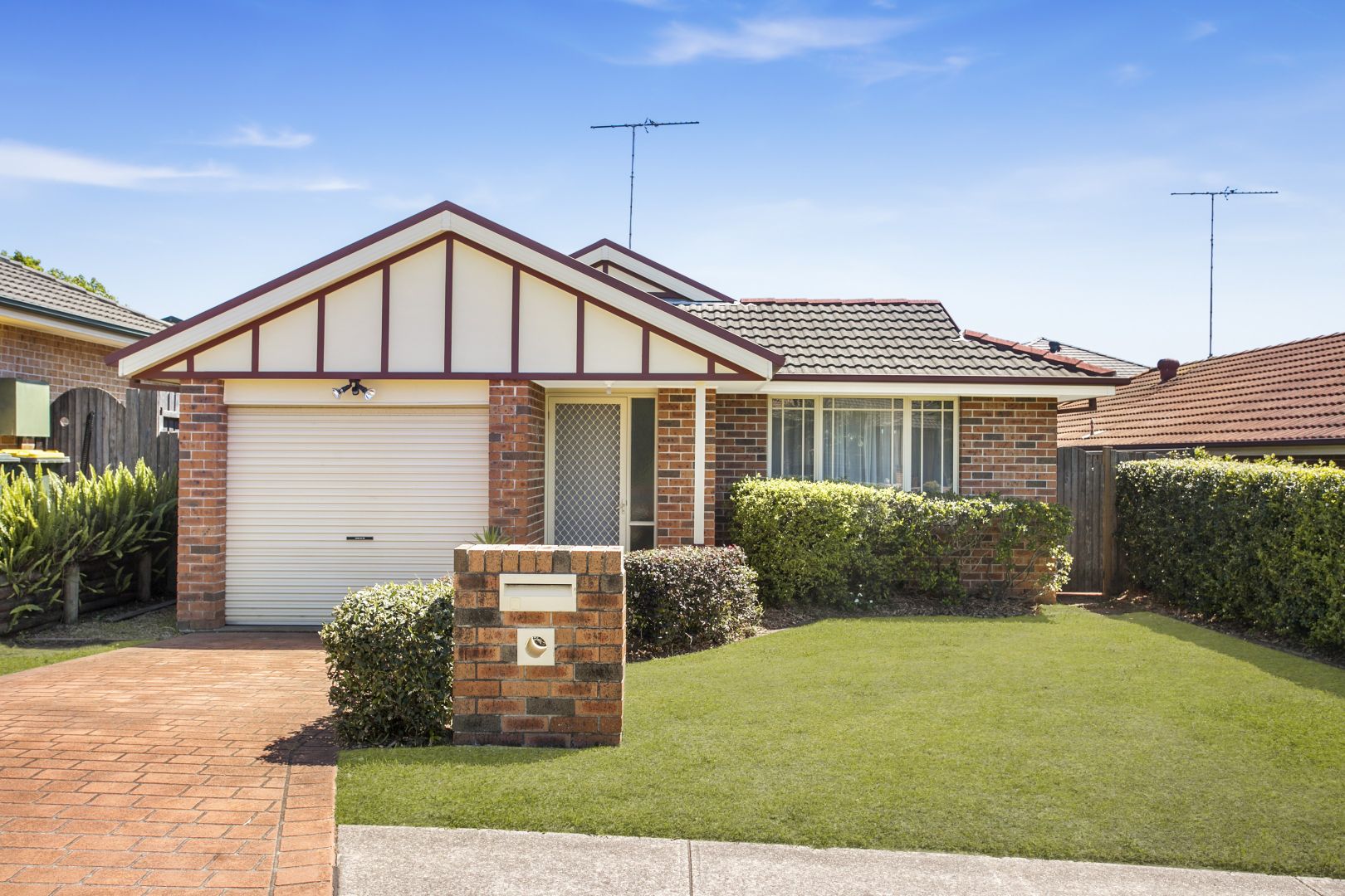 27 Phoenix Avenue, Stanhope Gardens | Property History & Address ...