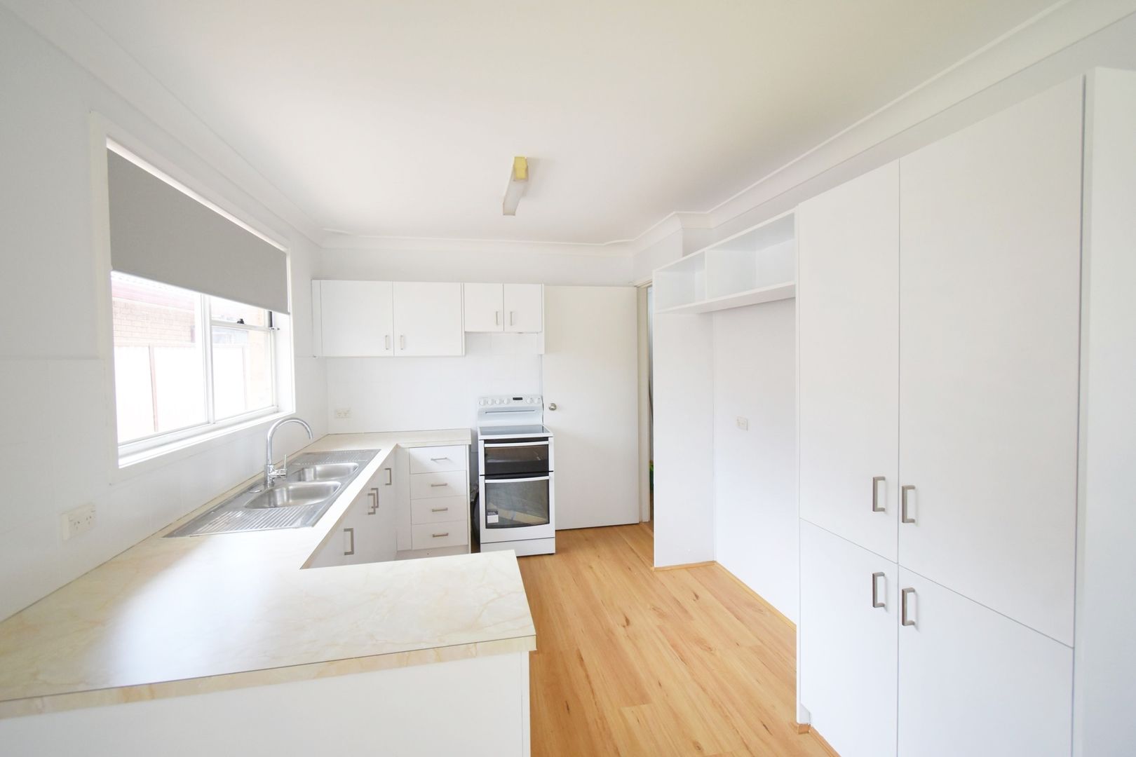 8 Napier Place, Bossley Park NSW 2176 - House For Rent | Domain