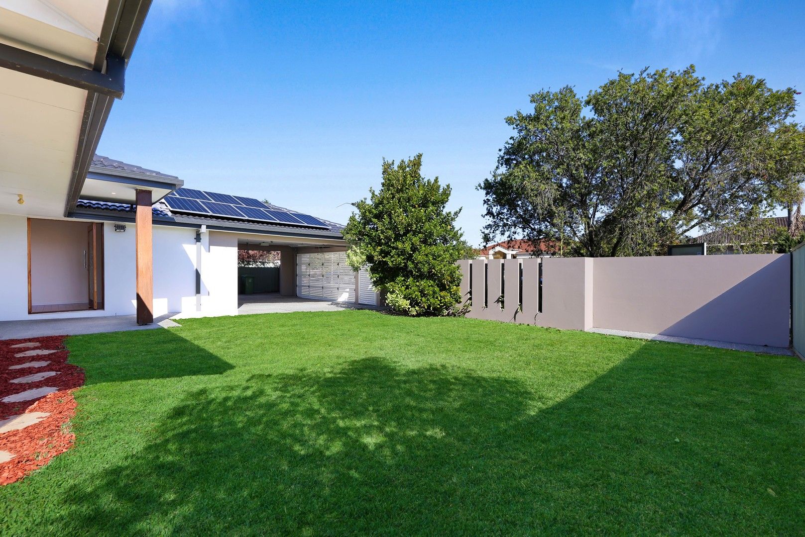 44 Edinburgh Road, Benowa Waters QLD 4217 | Domain