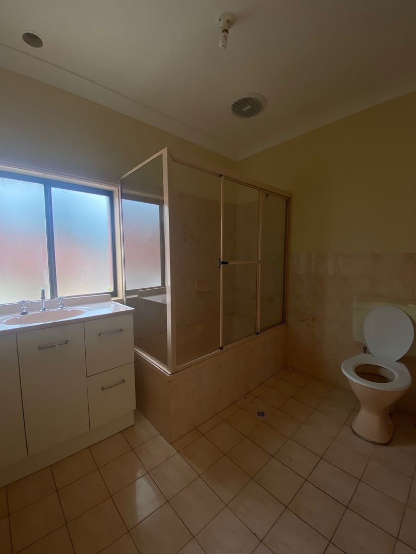 4/27 Bridge Street, Coniston NSW 2500 - Apartment For Rent | Domain