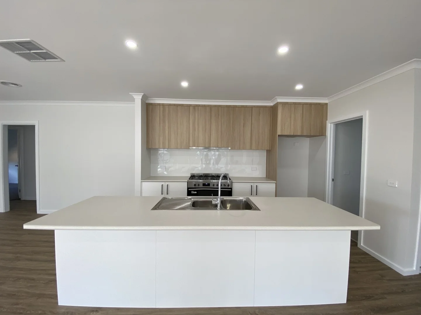 6 Durham Court, Thurgoona NSW 2640 - House For Rent | Domain