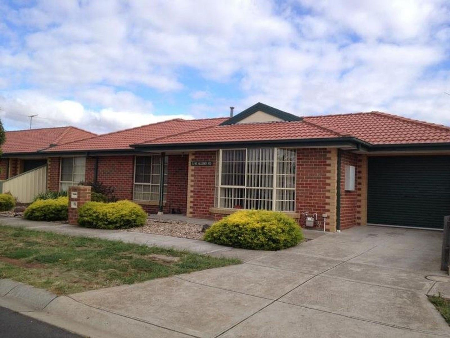 1/40 Allenby Road, Hillside VIC 3037 - House For Rent | Domain