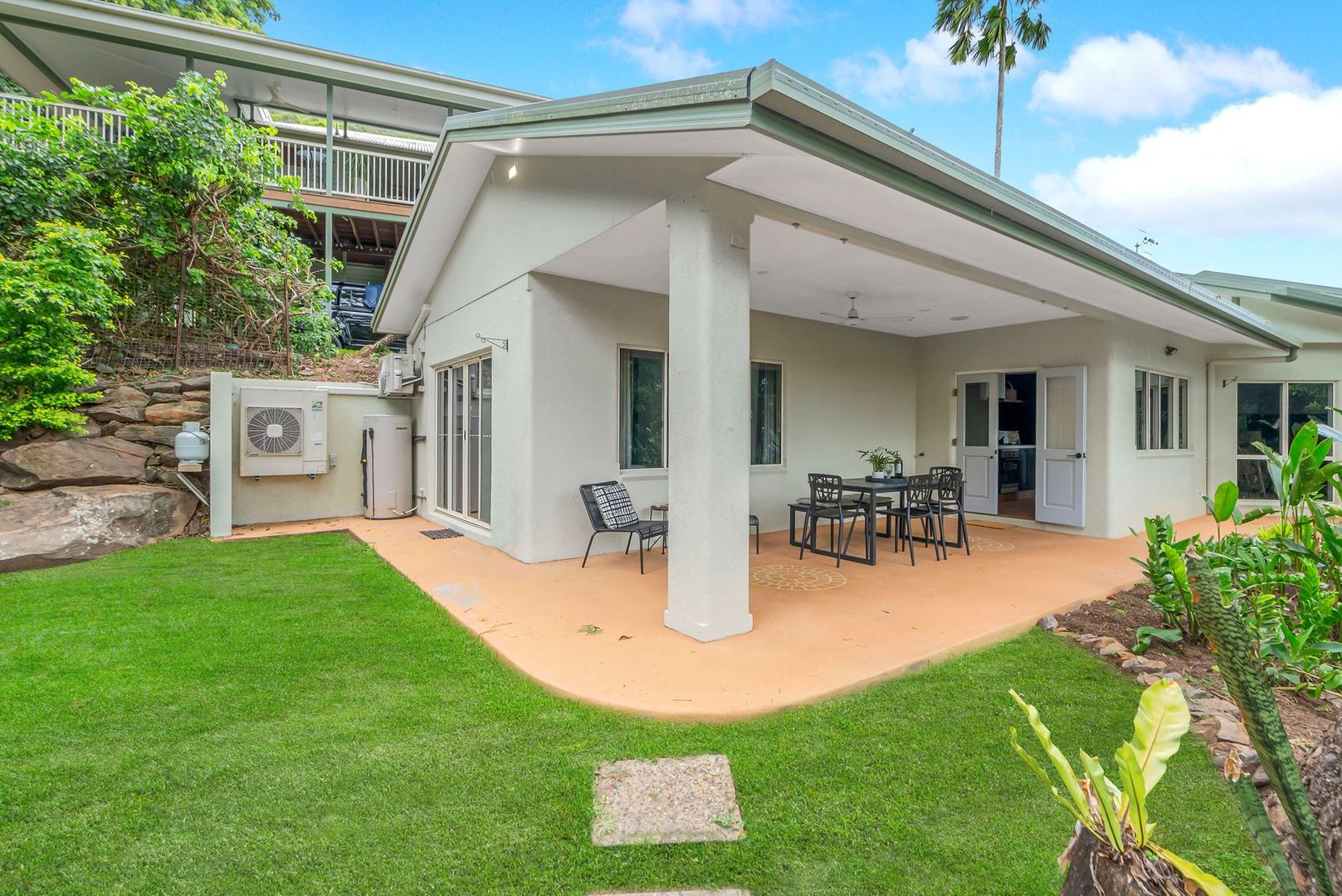 7 Beaman Close, Aeroglen QLD 4870 | Domain