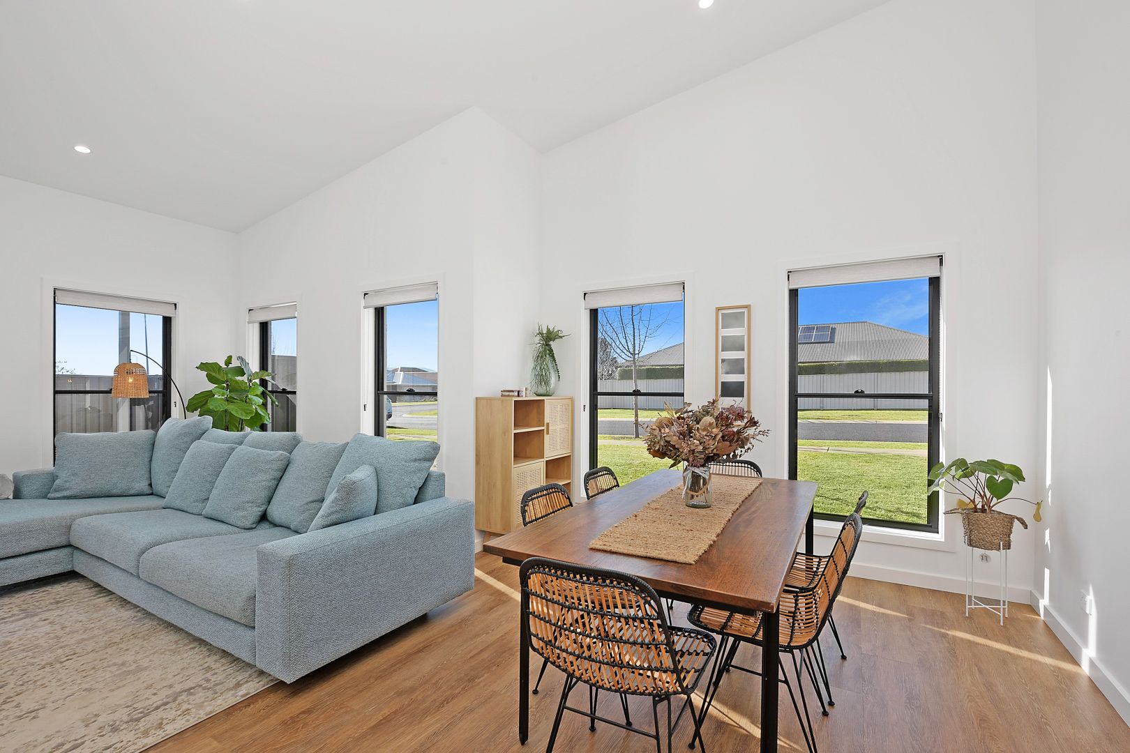 40 Bateman Avenue, Mudgee NSW 2850 - House For Rent | Domain