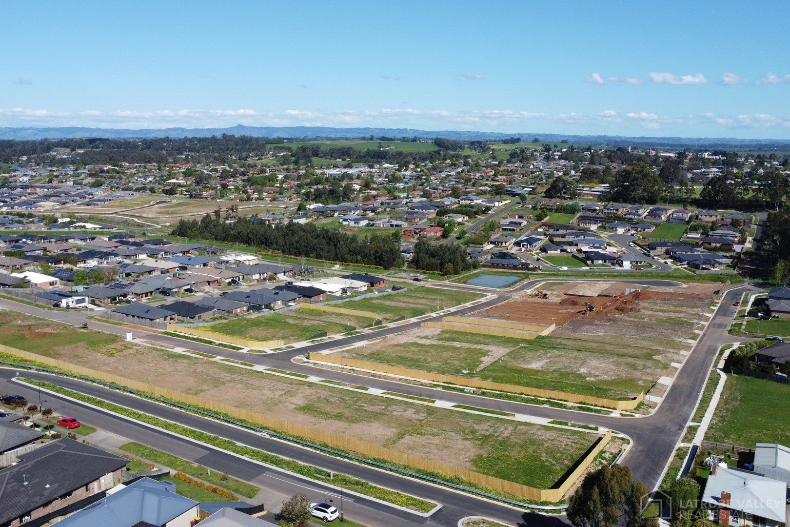 38 Leura Street, Drouin VIC 3818 | Domain