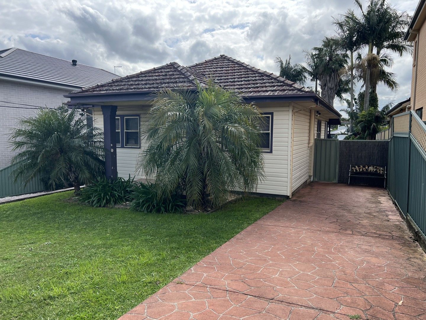 20 Spring Street, Padstow NSW 2211 - House For Rent | Domain