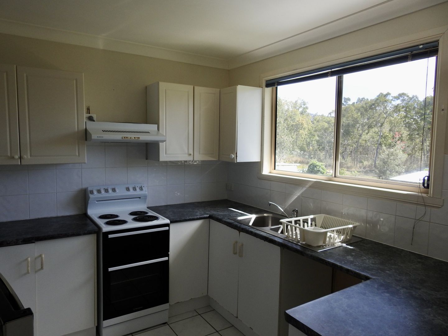 2/61 Marine Pde, Midge Point QLD 4799 - Townhouse For Rent | Domain