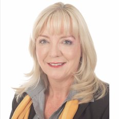 Elaine Kane | Raine & Horne Mandurah | Real Estate Agent in Shop 9B ...