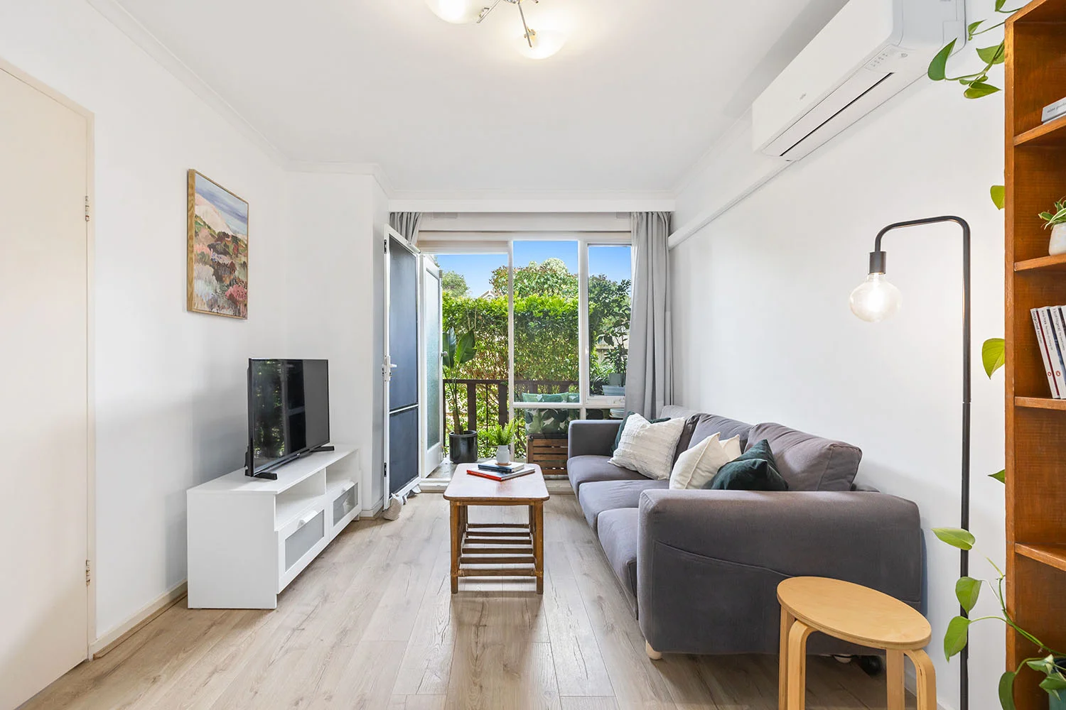 Cheltenham VIC 3192 - 1 bed apartment for Sale, $345,000-$379,500 ...