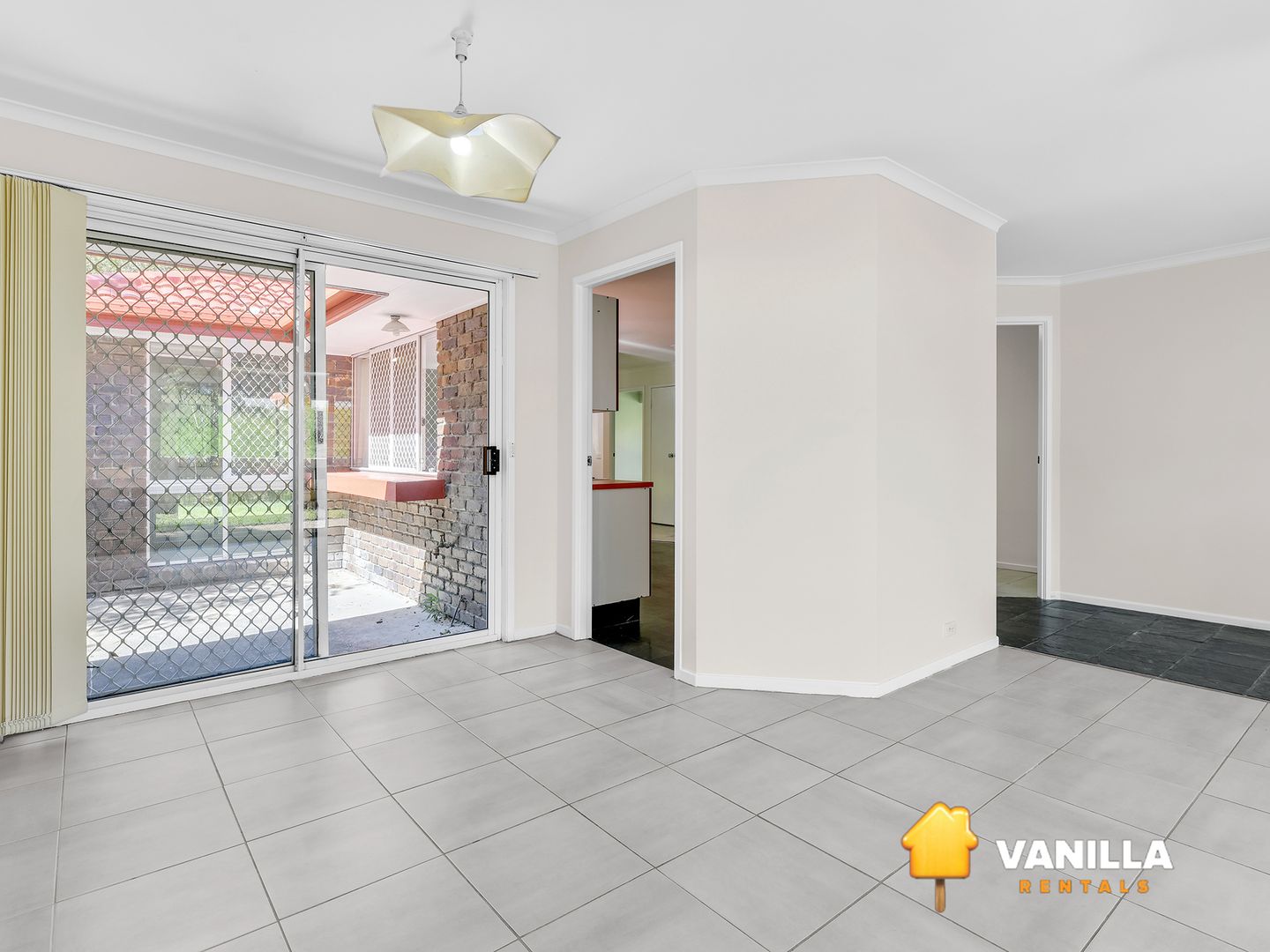 15 Scarba Street, Middle Park QLD 4074 - House For Rent | Domain