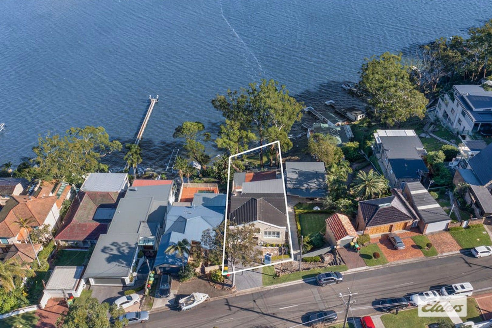 33 Kangaroo Point Road, Kangaroo Point NSW 2224 - House For Rent | Domain