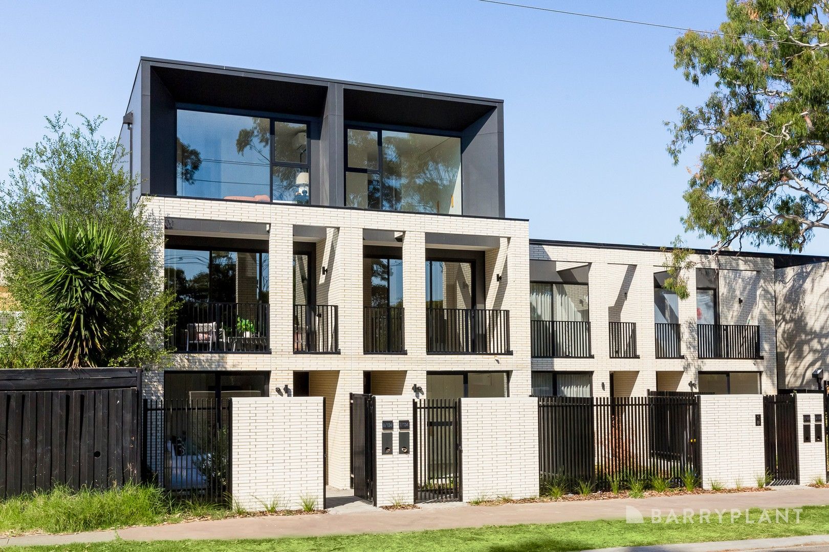 8/124 White Street, Mordialloc VIC 3195 - Townhouse For Rent | Domain