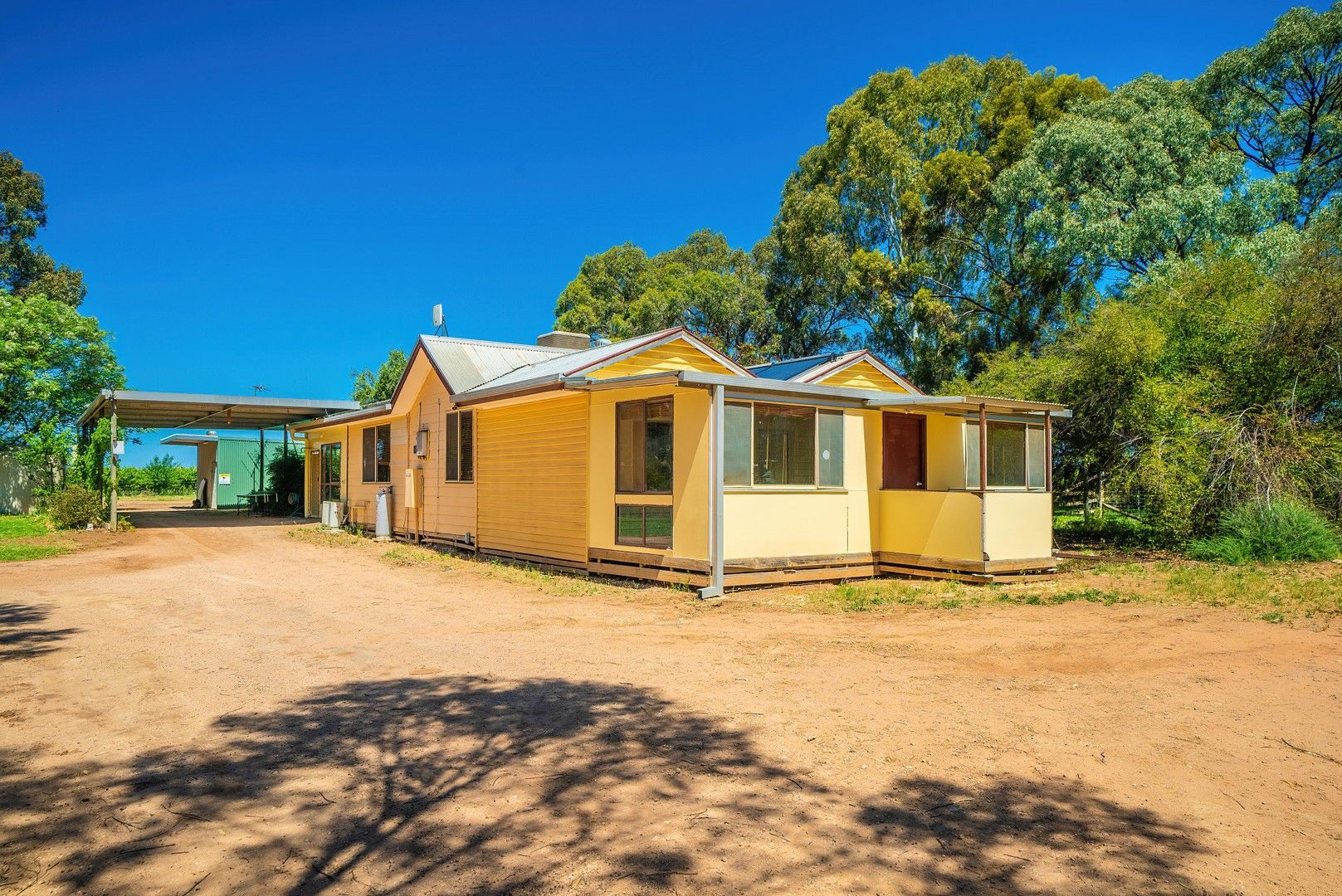 440 Irymple Ave, Nichols Point VIC 3501 - House For Rent | Domain