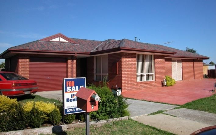 7 Tiber Close, Werribee | Property History & Address Research | Domain
