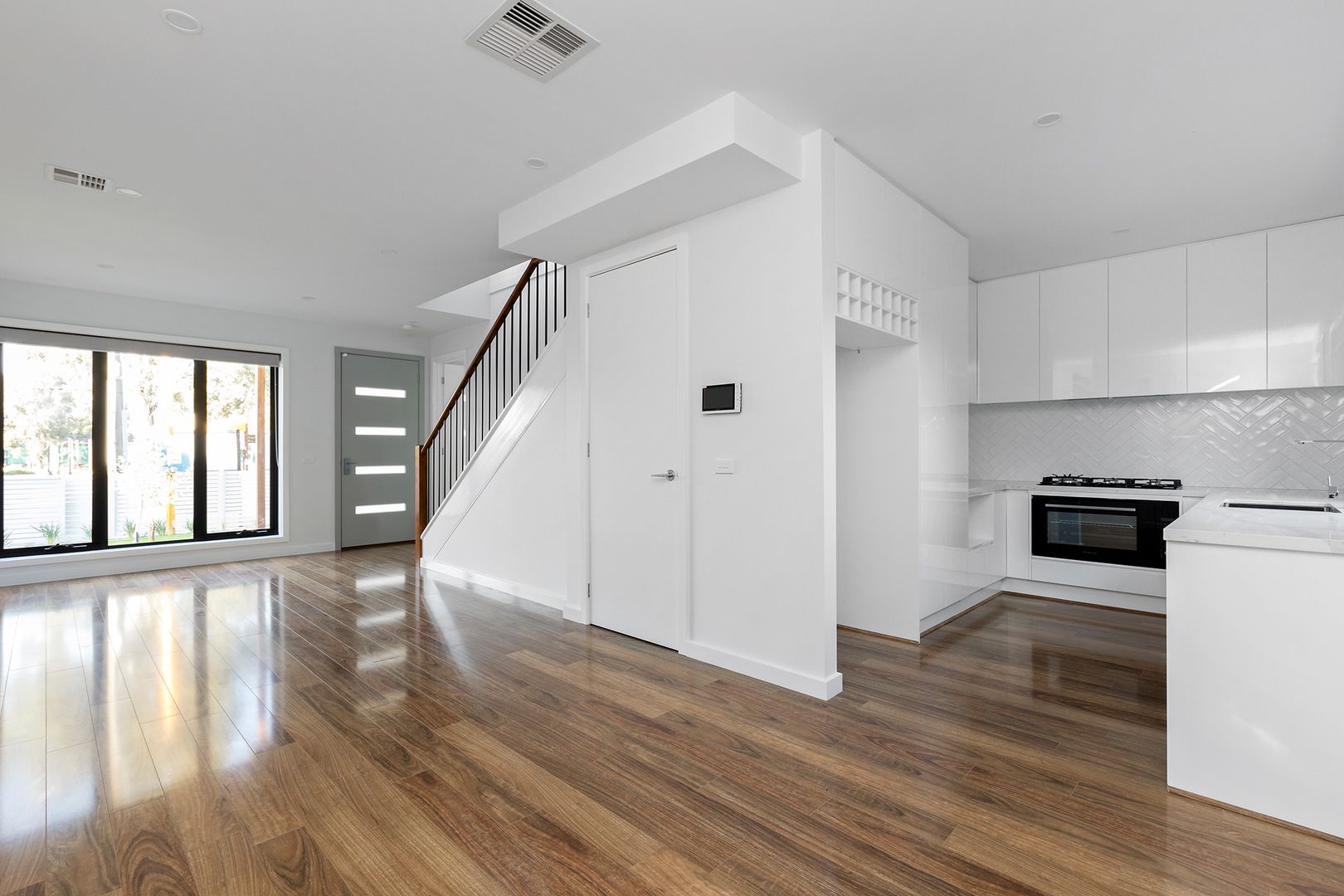 1/22 Nolan Avenue, Brooklyn VIC 3012 - Townhouse For Rent | Domain