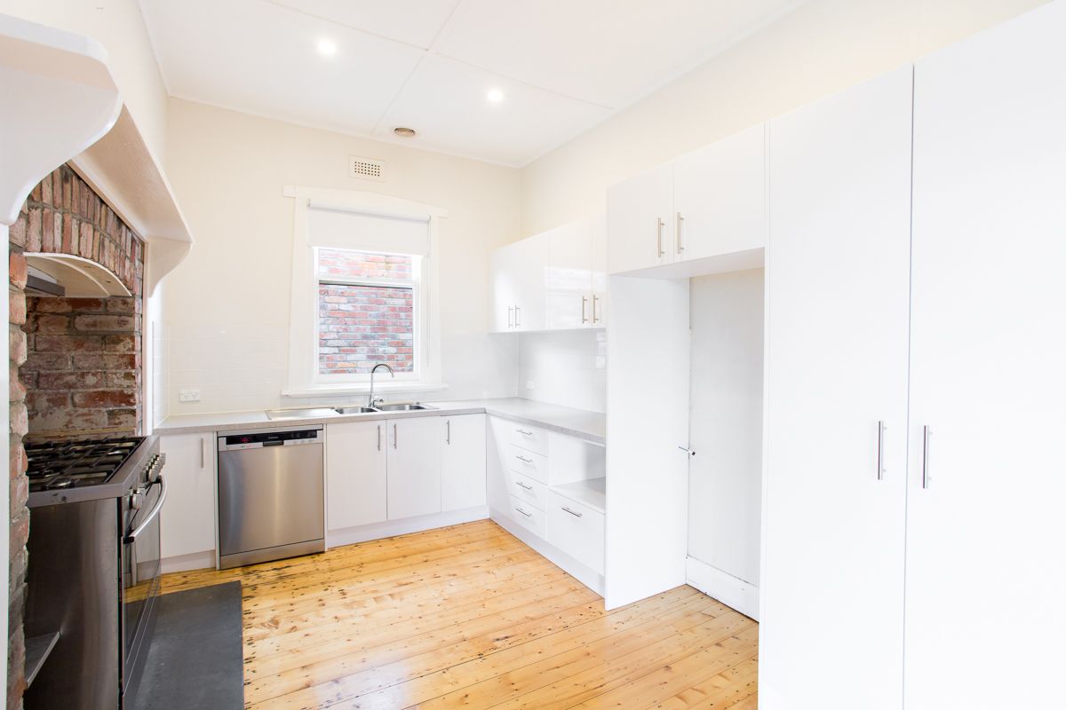 11 Nightingale Street, Newington VIC 3350 - House For Rent - $470 | Domain