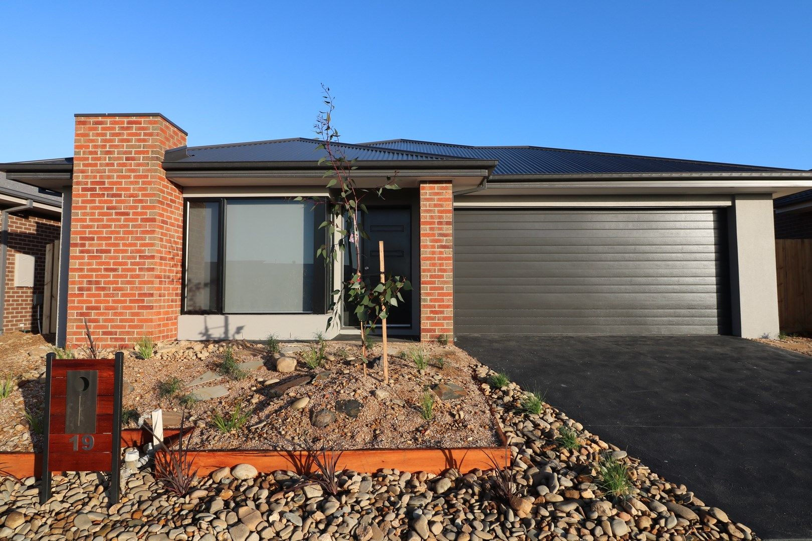 19 Hooper Street, Armstrong Creek VIC 3217 - House For Rent | Domain