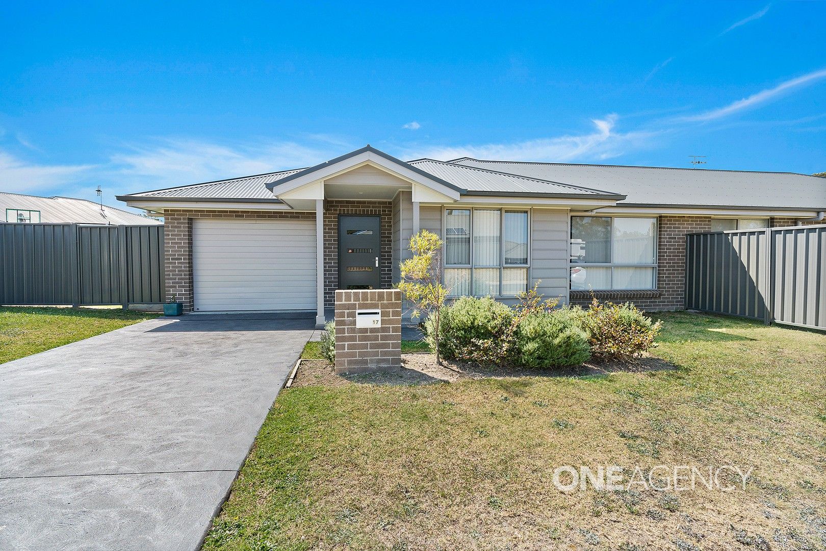 17 Chichester Road, Sussex Inlet NSW 2540 - House For Rent | Domain