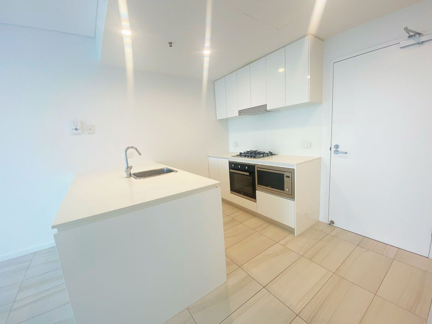 C15/10 Stratton Street, Newstead QLD 4006 - Apartment For Rent | Domain