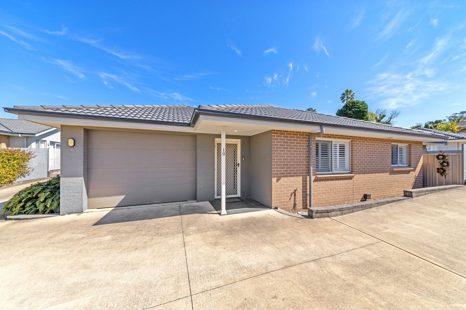 9 & 10/13 Skyline Street, Gorokan NSW 2263 | Domain