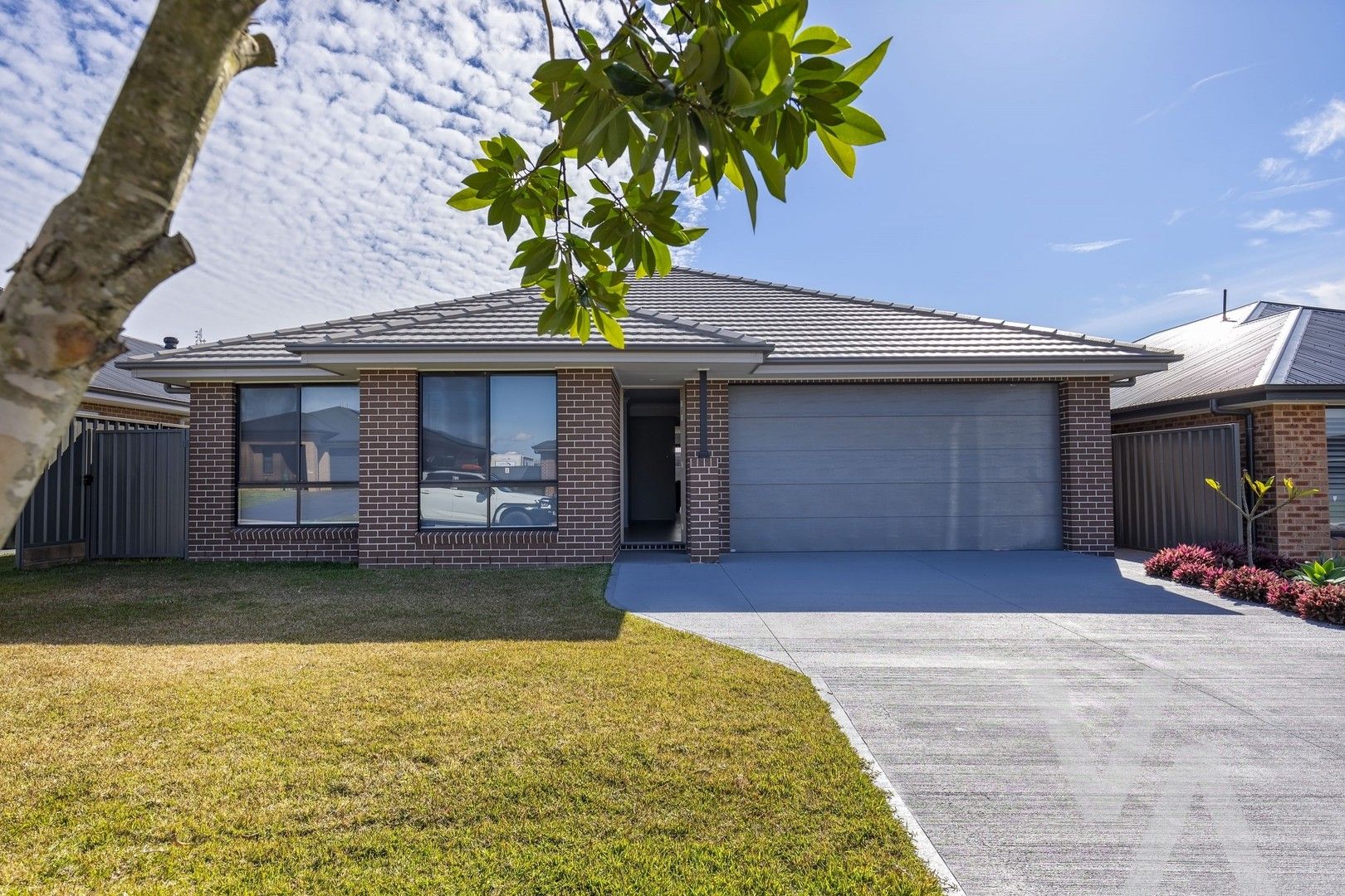 14 Oak Street, Cliftleigh NSW 2321 - House For Rent | Domain