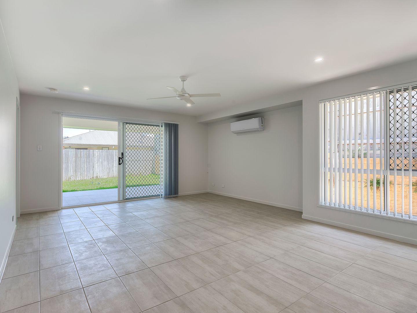 38 Rhone Dr, Holmview QLD 4207 - House For Rent | Domain