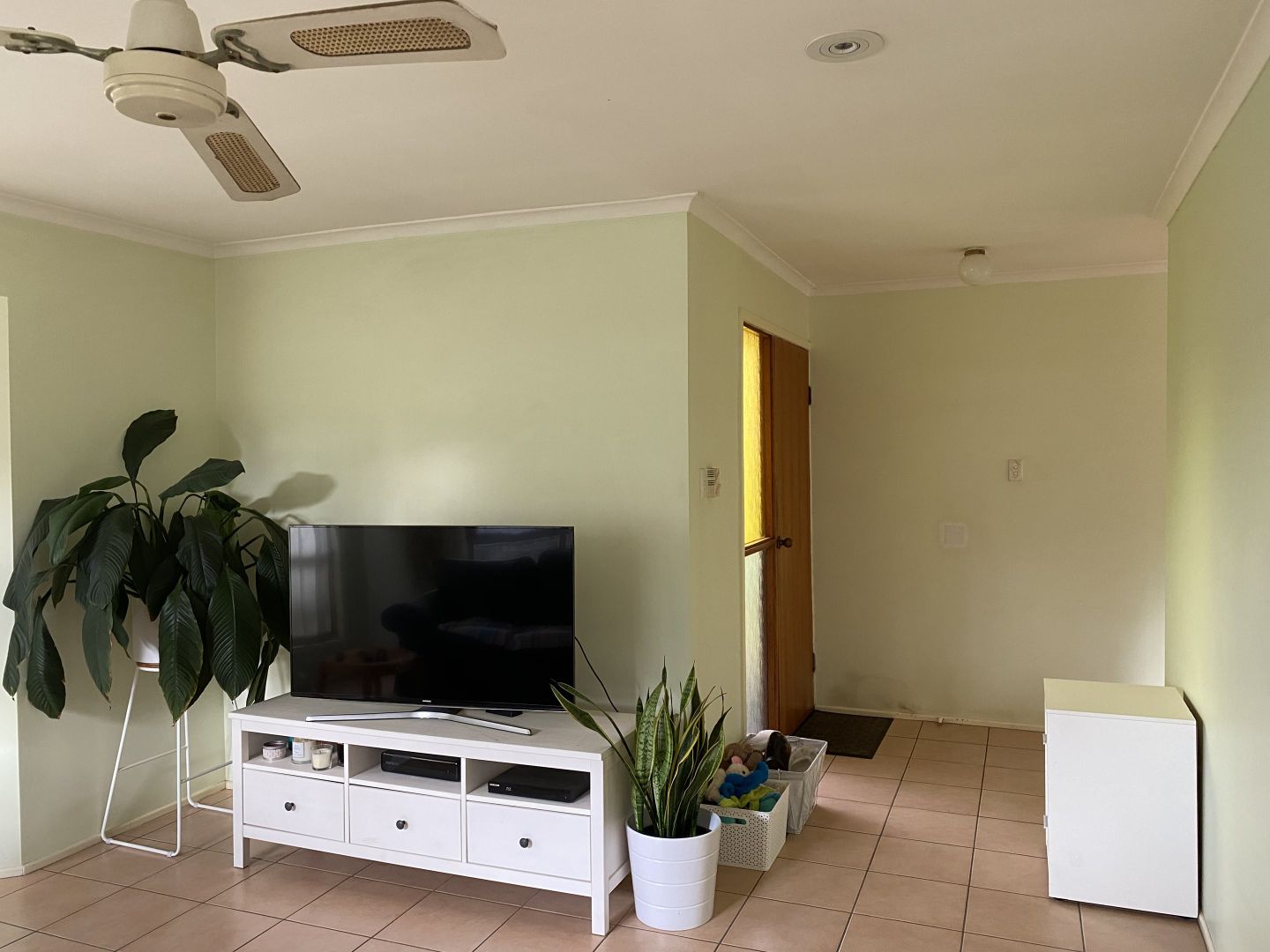 114 Delavan Street, Wishart QLD 4122 - House For Rent - $600 | Domain