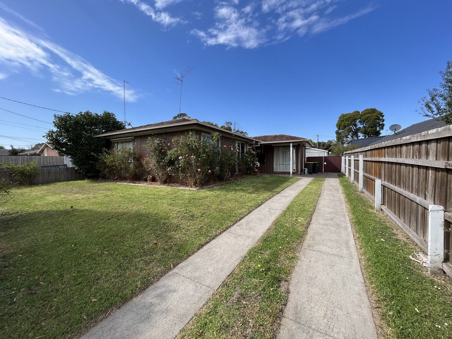 27 Taylor Crescent, Traralgon VIC 3844 - House For Rent | Domain