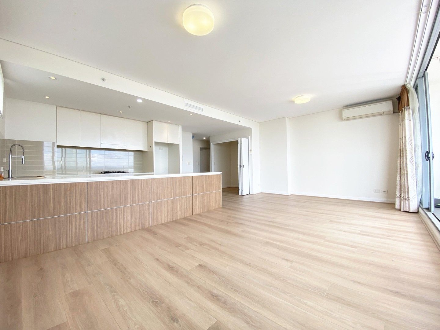 810/101 Forest Road, Hurstville NSW 2220 - Apartment For Rent | Domain