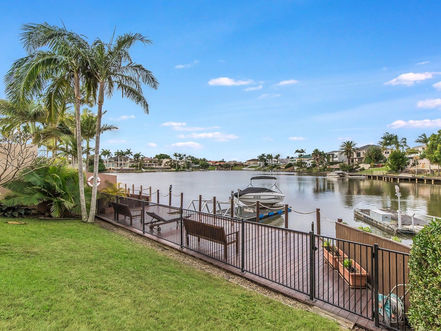 5 Tortuga Place, Clear Island Waters | Property History & Address ...