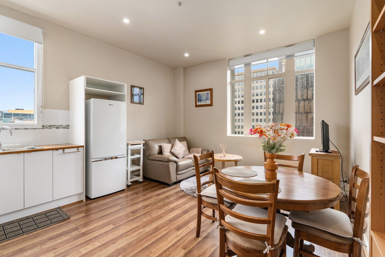 702/260 Little Collins Street, Melbourne VIC 3000 - Apartment For Rent ...