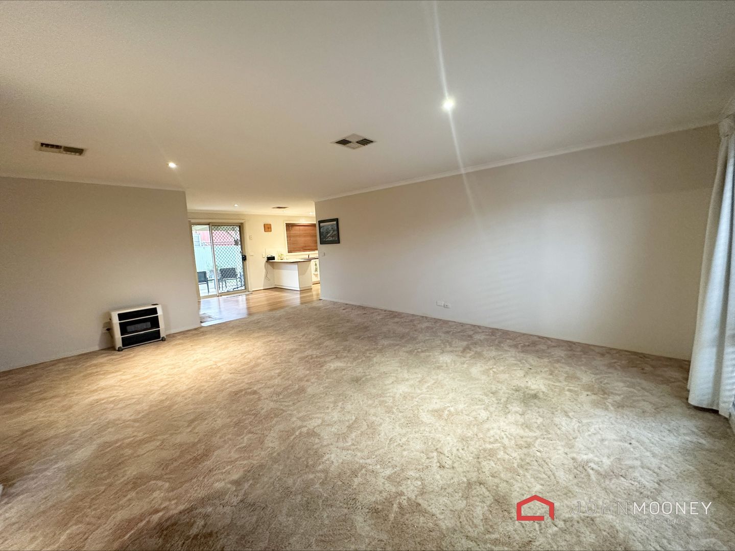 2/23 Roberts Way, Kooringal NSW 2650 - Townhouse For Rent | Domain