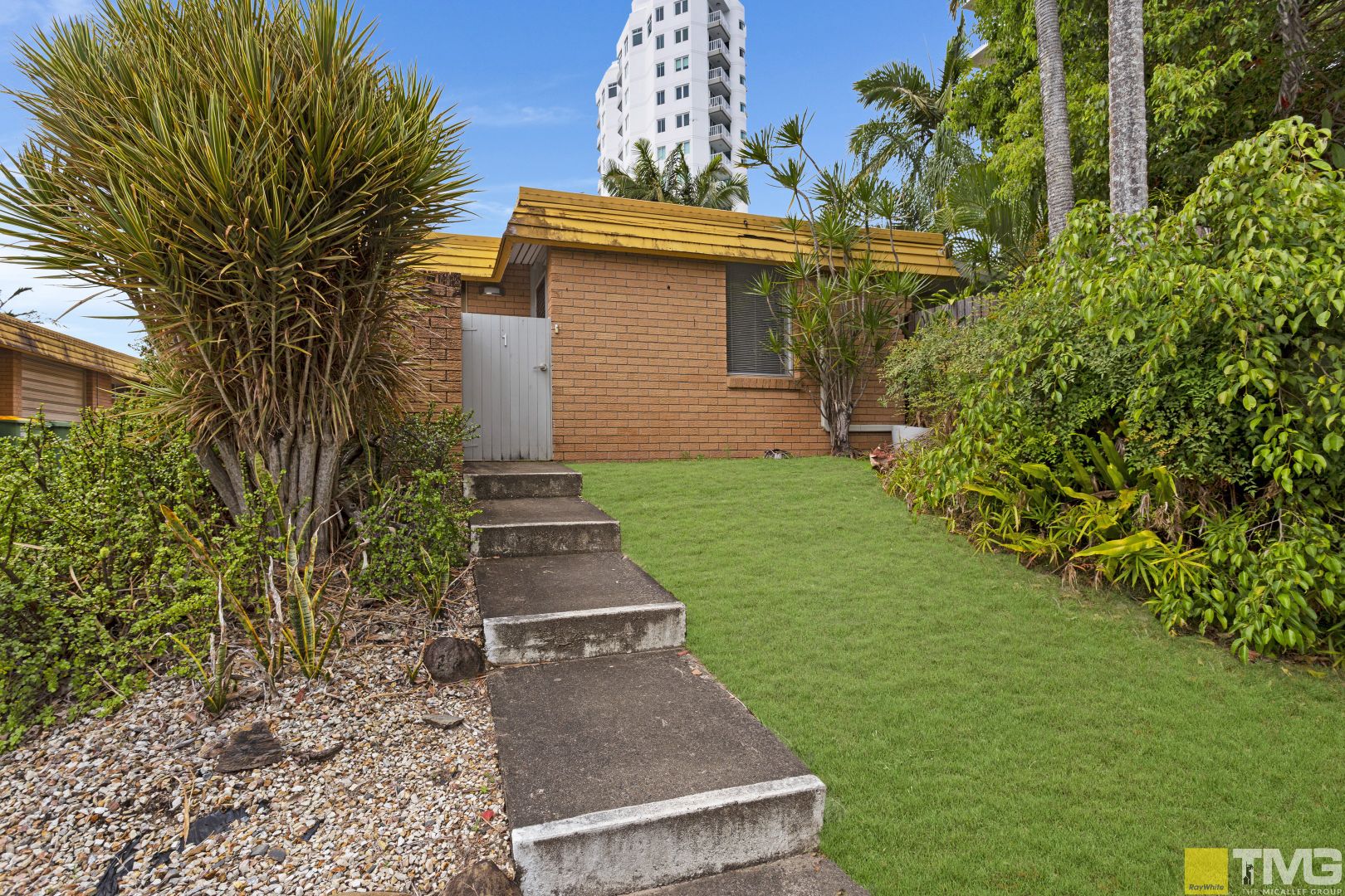 1/11 Peninsular Drive, Surfers Paradise QLD 4217 - Apartment For Rent ...