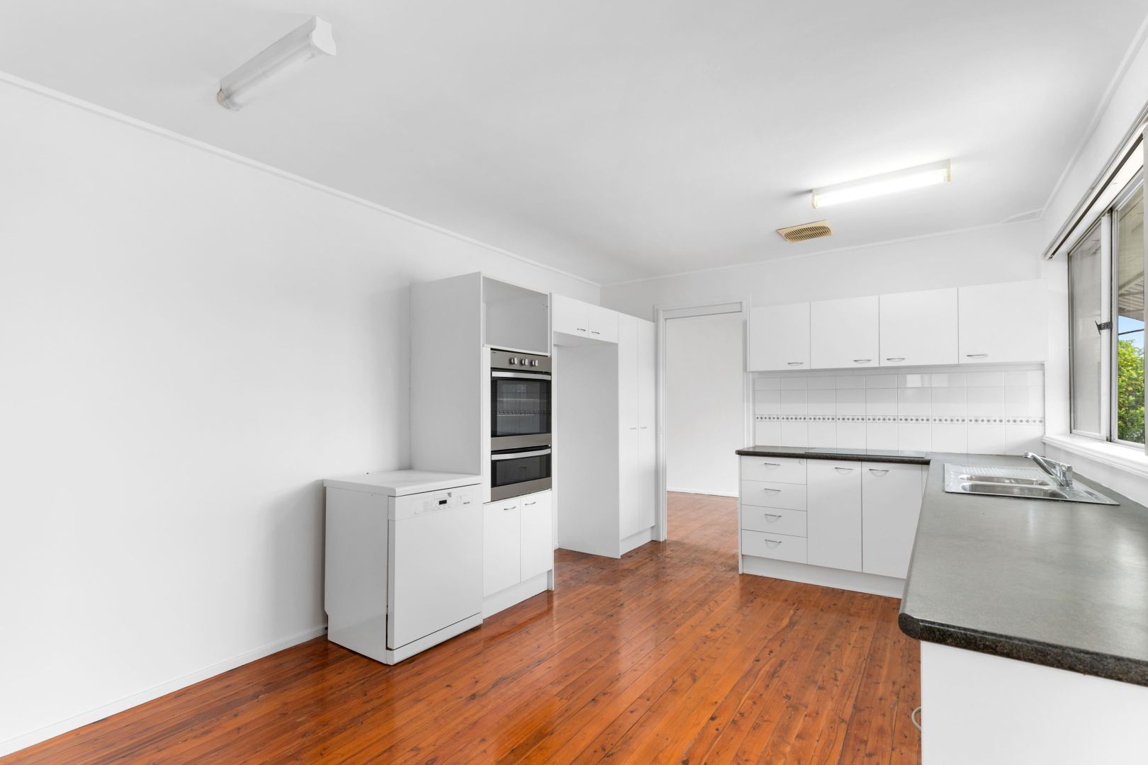 9 Abbott Road, Heathcote NSW 2233 - House For Rent | Domain